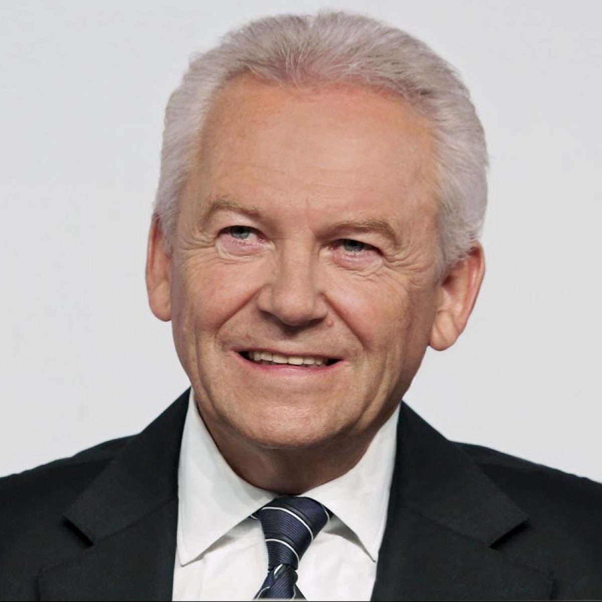 Dr. Rüdiger Grube | CEU