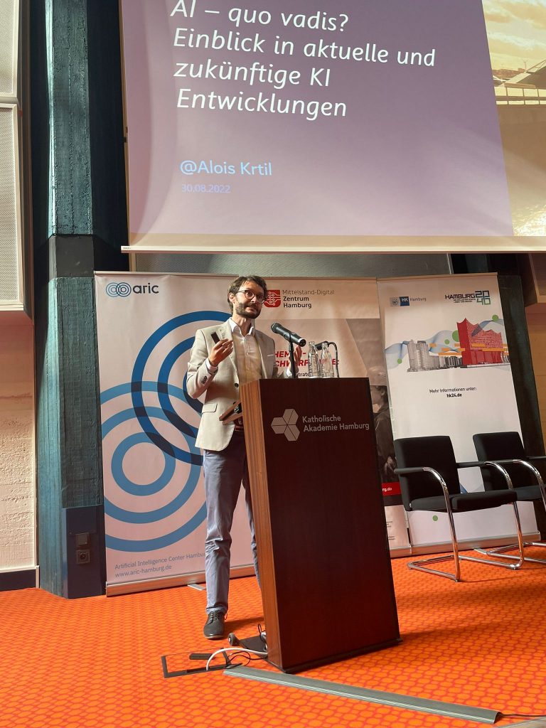 KI Summit mit CeU-Kooperationspartner ARIC mit vielen Informationen ...